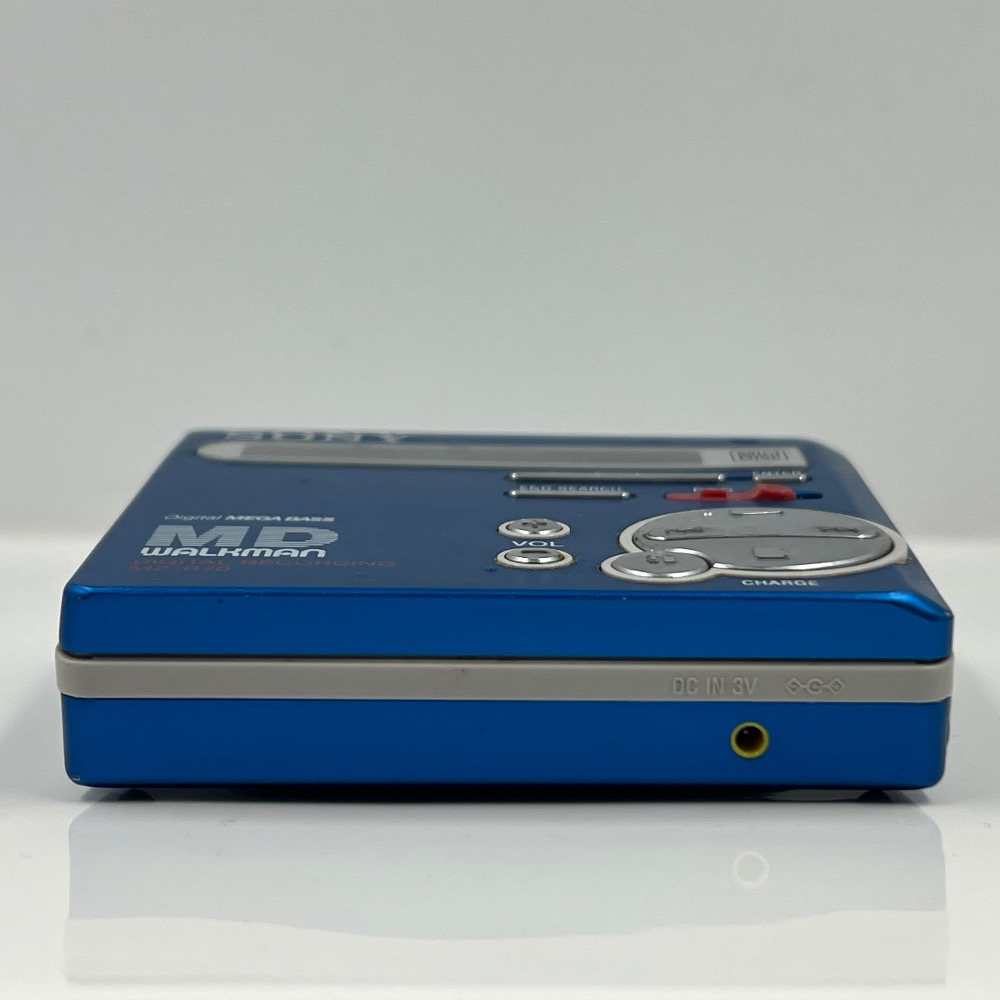 Pre-owned SONY PORTABLE MINI DISC RECORDER MZ-R70 - BLUE - Own4Less